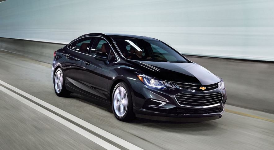 Todas las versiones del Cruze argentino tendrán motor turbo