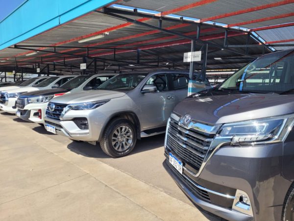 Kinto: el sistema de alquiler de autos de Toyota es un éxito en Córdoba