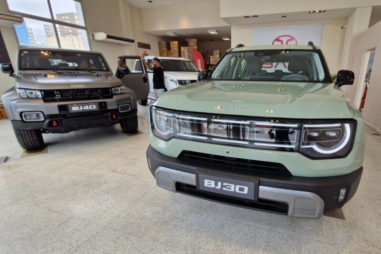 BAIC BJ30 - CarsDrive